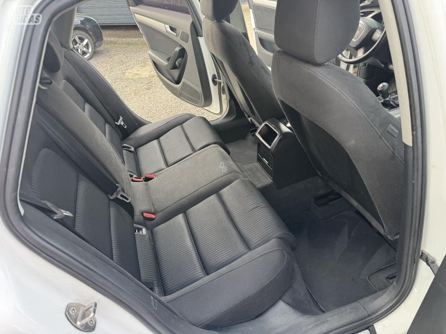 White Audi A4 2009 in Alytus, with an engine capacity of 2.00 L and mileage of 302 thousand km for 5199 €, photo 28 on AUTOMOTO.COM.LV
