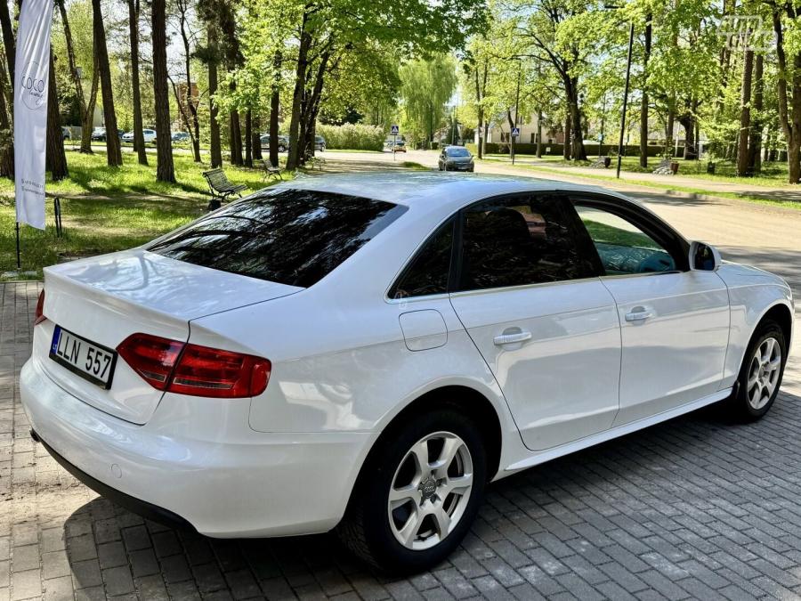 Balts Audi A4 2009 Alīta, ar dzinēja tilpumu 2.00 L un nobraukumu 301 tūkst. km par 4799 €, foto 23 vietnē AUTOMOTO.COM.LV