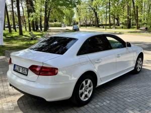 Balts Audi A4 2009 Alīta, ar dzinēja tilpumu 2.00 L un nobraukumu 301 tūkst. km par 4799 €, foto 33 vietnē AUTOMOTO.COM.LV