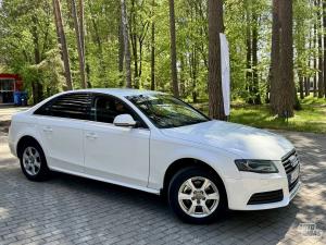 White Audi A4 2009 in Alytus, with an engine capacity of 2.00 L and mileage of 301 thousand km for 4599 €, photo 12 on AUTOMOTO.COM.LV