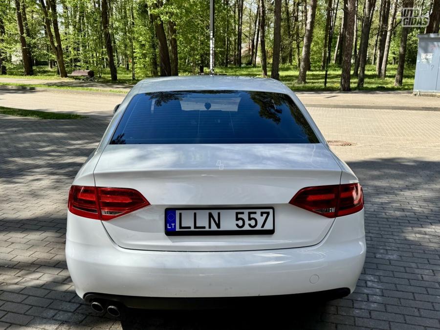 White Audi A4 2009 in Alytus, with an engine capacity of 2.00 L and mileage of 301 thousand km for 4599 €, photo 13 on AUTOMOTO.COM.LV