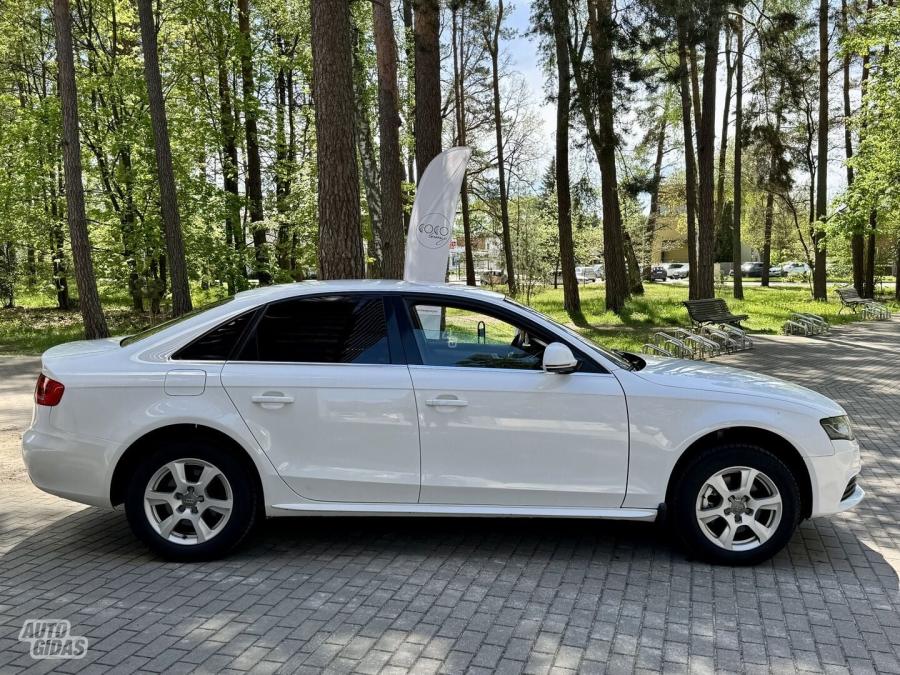 White Audi A4 2009 in Alytus, with an engine capacity of 2.00 L and mileage of 301 thousand km for 4599 €, photo 14 on AUTOMOTO.COM.LV