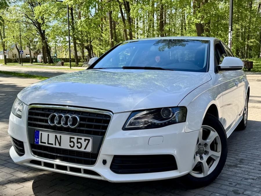 White Audi A4 2009 in Alytus, with an engine capacity of 2.00 L and mileage of 301 thousand km for 4599 €, photo 30 on AUTOMOTO.COM.LV