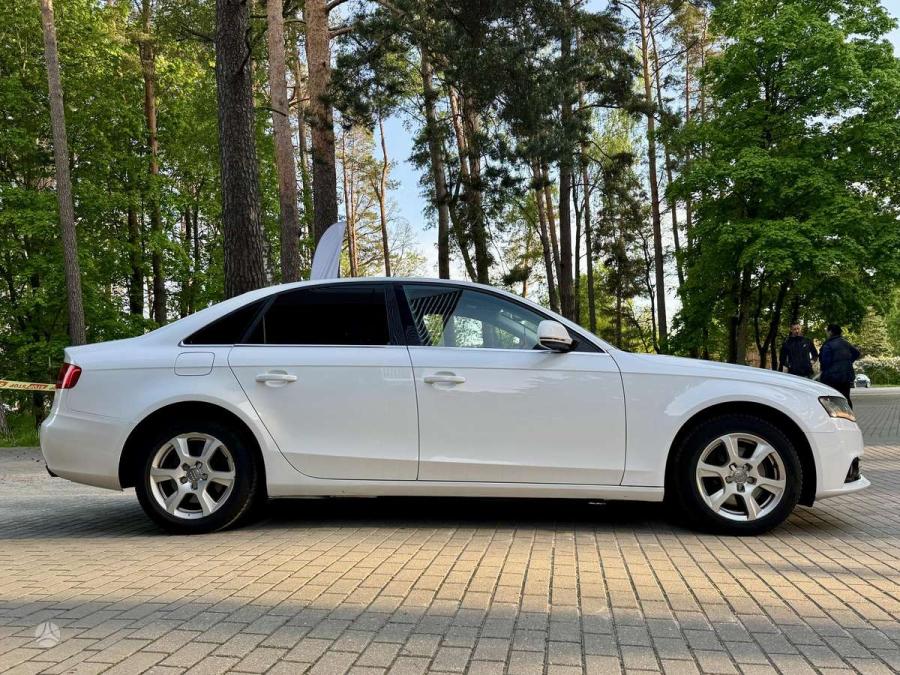 Белый Ауди А4 2009 в Алитус, объемом двигателя 2.70 л и пробегом 301 тыс. км за 5550 €, фото 33 на AUTOMOTO.COM.LV