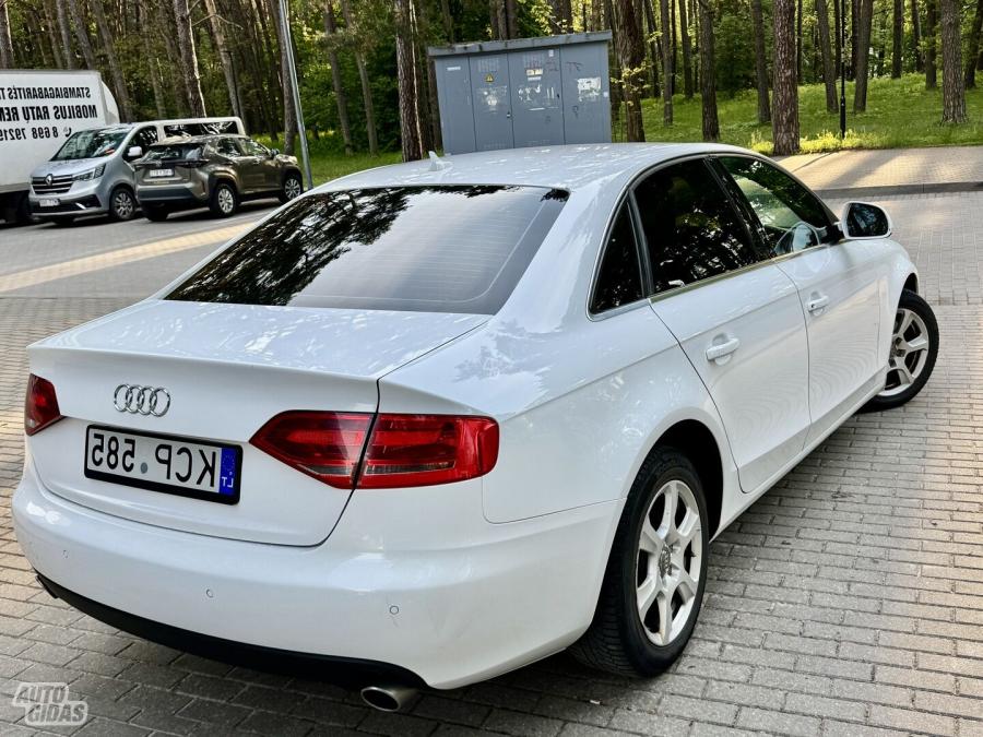 Balts Audi A4 2009 Alīta, ar dzinēja tilpumu 2.70 L un nobraukumu 301 tūkst. km par 6250 €, foto 26 vietnē AUTOMOTO.COM.LV