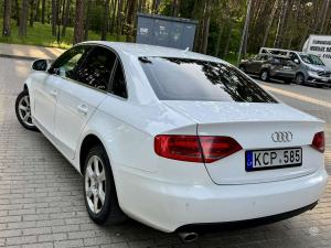 Balts Audi A4 2009 Alīta, ar dzinēja tilpumu 2.70 L un nobraukumu 301 tūkst. km par 6250 €, foto 12 vietnē AUTOMOTO.COM.LV