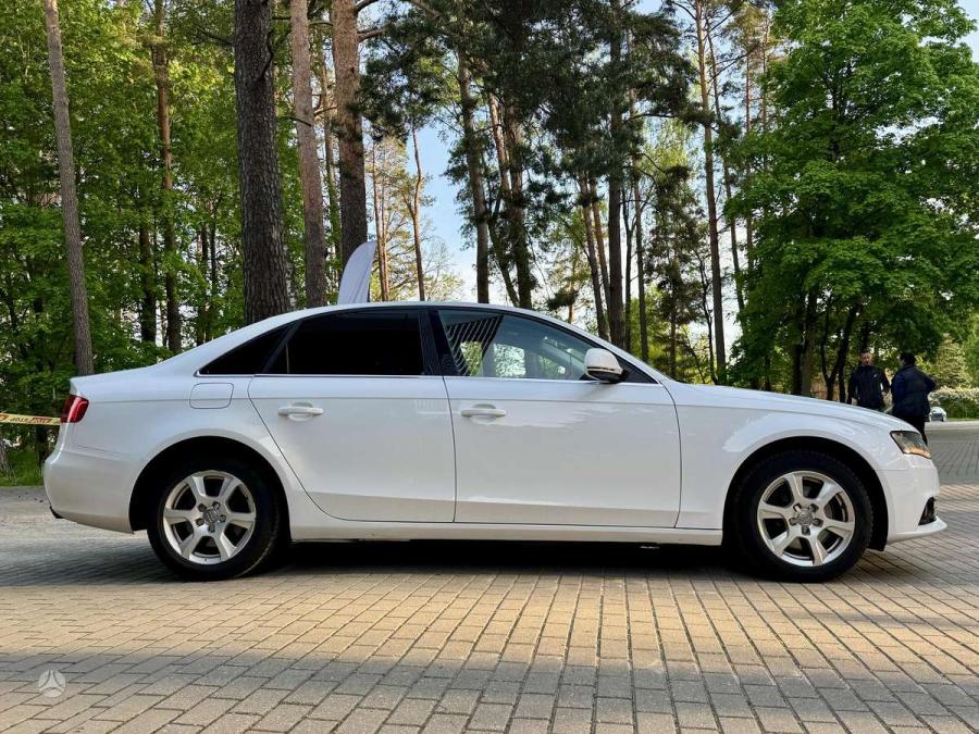 Белый Ауди А4 2009 в Алитус, объемом двигателя 2.70 л и пробегом 301 тыс. км за 6250 €, фото 21 на AUTOMOTO.COM.LV