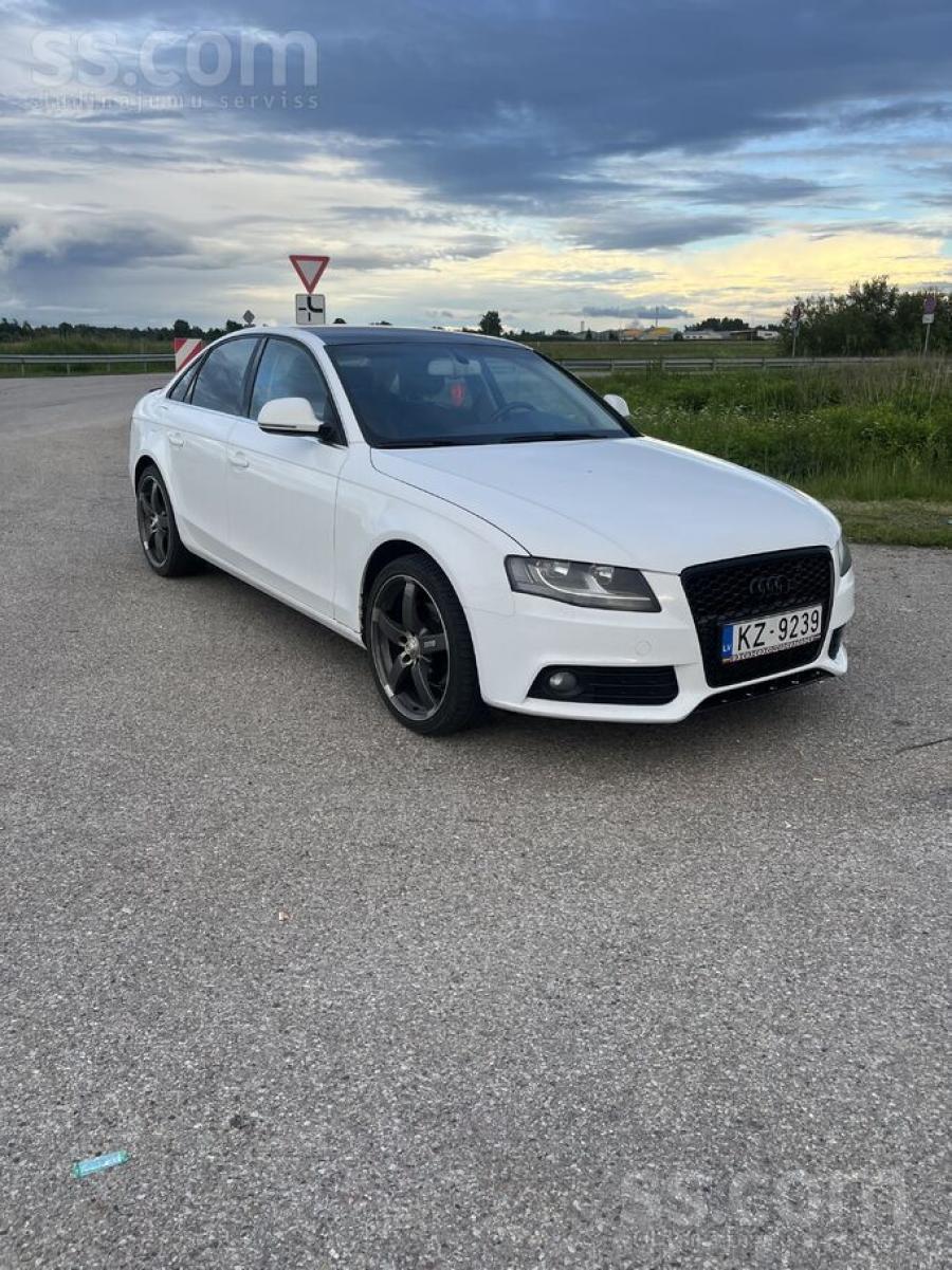White Audi A4 2009 in Riga, with an engine capacity of 2.00 L and mileage of 323 thousand km for 5850 €, photo 3 on AUTOMOTO.COM.LV