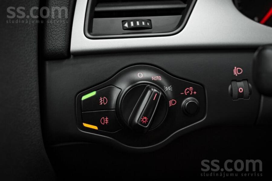 Balts Audi A4 2009 Rīga, ar dzinēja tilpumu 2.00 L un nobraukumu 325 tūkst. km par 5750 €, foto 24 vietnē AUTOMOTO.COM.LV