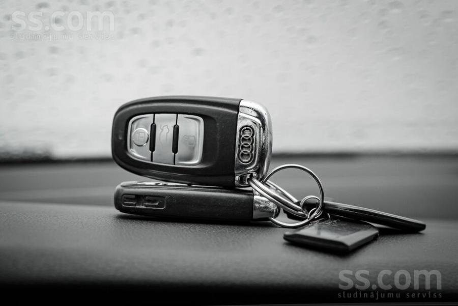 Balts Audi A4 2009 Rīga, ar dzinēja tilpumu 2.00 L un nobraukumu 325 tūkst. km par 5750 €, foto 25 vietnē AUTOMOTO.COM.LV