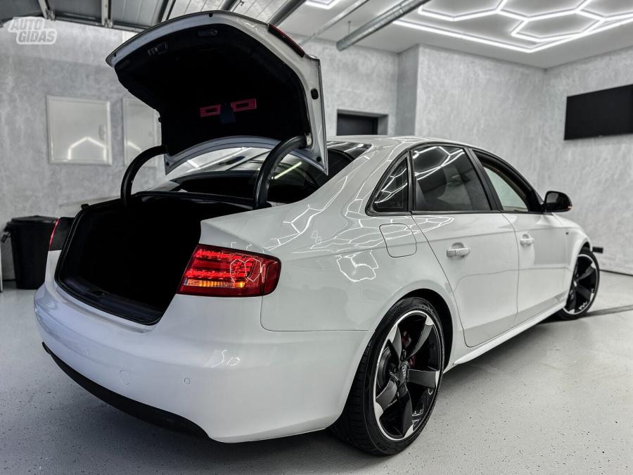 White Audi A4 2010 in Kaunas, with an engine capacity of 2.00 L and mileage of 380 thousand km for 6650 €, photo 4 on AUTOMOTO.COM.LV