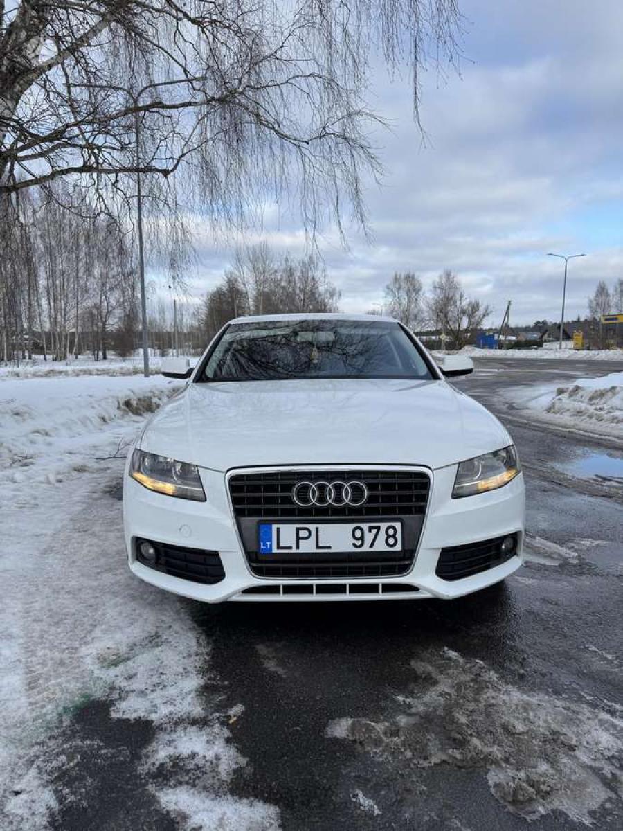 White Audi A4 2010 in Taurage, with an engine capacity of 1.97 L and mileage of 244 thousand km for 5350 €, photo 1 on AUTOMOTO.COM.LV