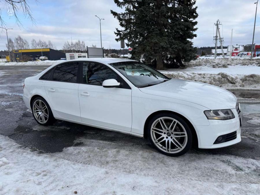 White Audi A4 2010 in Taurage, with an engine capacity of 1.97 L and mileage of 244 thousand km for 5350 €, photo 3 on AUTOMOTO.COM.LV