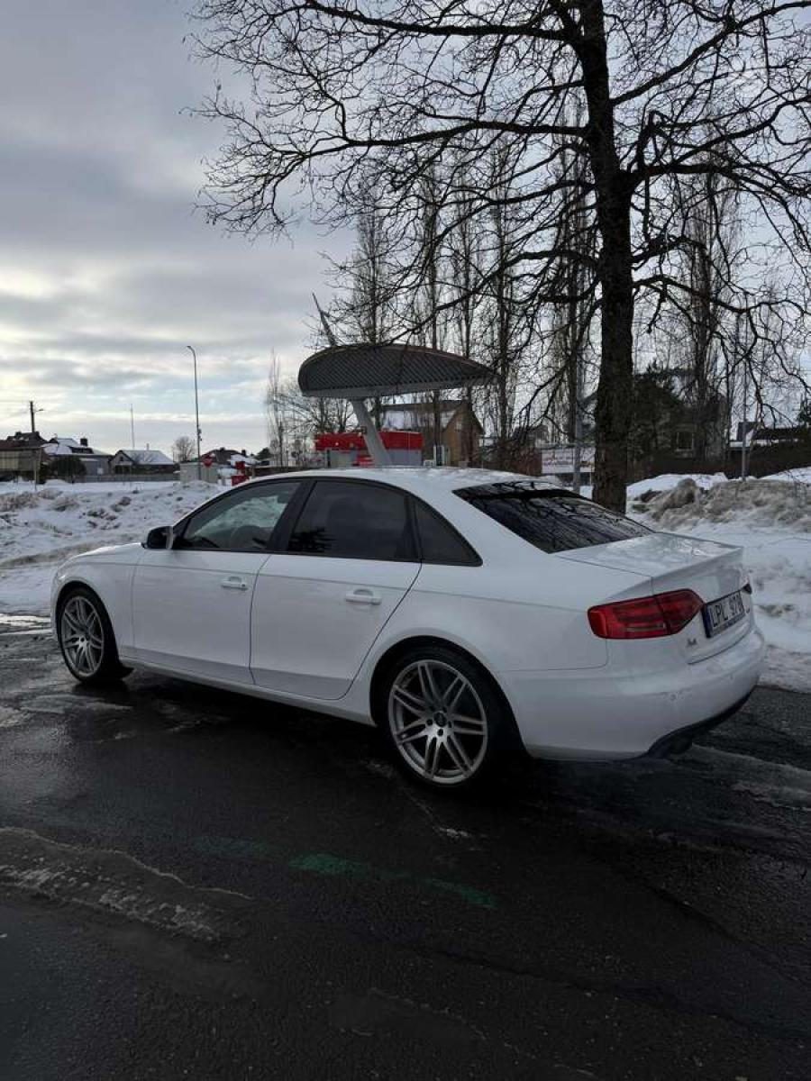 White Audi A4 2010 in Taurage, with an engine capacity of 1.97 L and mileage of 244 thousand km for 5350 €, photo 7 on AUTOMOTO.COM.LV