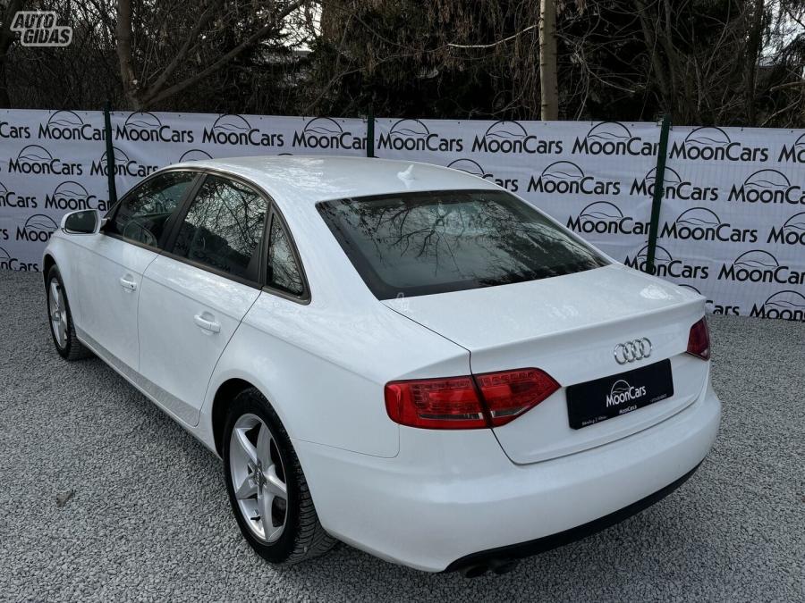 White Audi A4 2010 in Vilnius, with an engine capacity of 2.00 L and mileage of 246 thousand km for 5500 €, photo 6 on AUTOMOTO.COM.LV