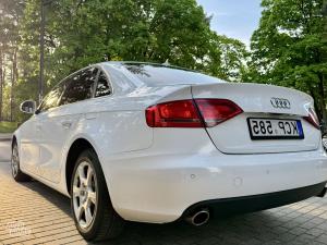 White Audi A4 2010 in Alytus, with an engine capacity of 2.70 L and mileage of 301 thousand km for 6850 €, photo 14 on AUTOMOTO.COM.LV