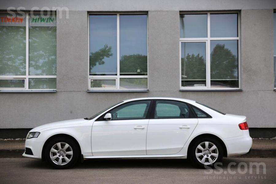 White Audi A4 2010 in Riga, with an engine capacity of 1.80 L and mileage of 277 thousand km for 5495 €, photo 3 on AUTOMOTO.COM.LV