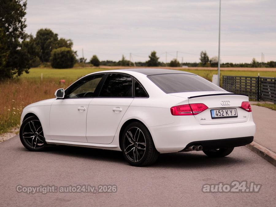 Balts Audi A4 2010 Tallina, ar dzinēja tilpumu 2.00 L un nobraukumu 320 tūkst. km par 4850 €, foto 12 vietnē AUTOMOTO.COM.LV