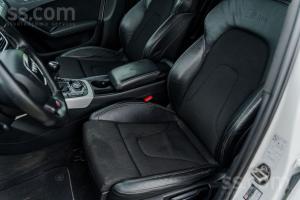 White Audi A4 2011 in Riga, with an engine capacity of 2.00 L and mileage of 255 thousand km for 8500 €, photo 14 on AUTOMOTO.COM.LV