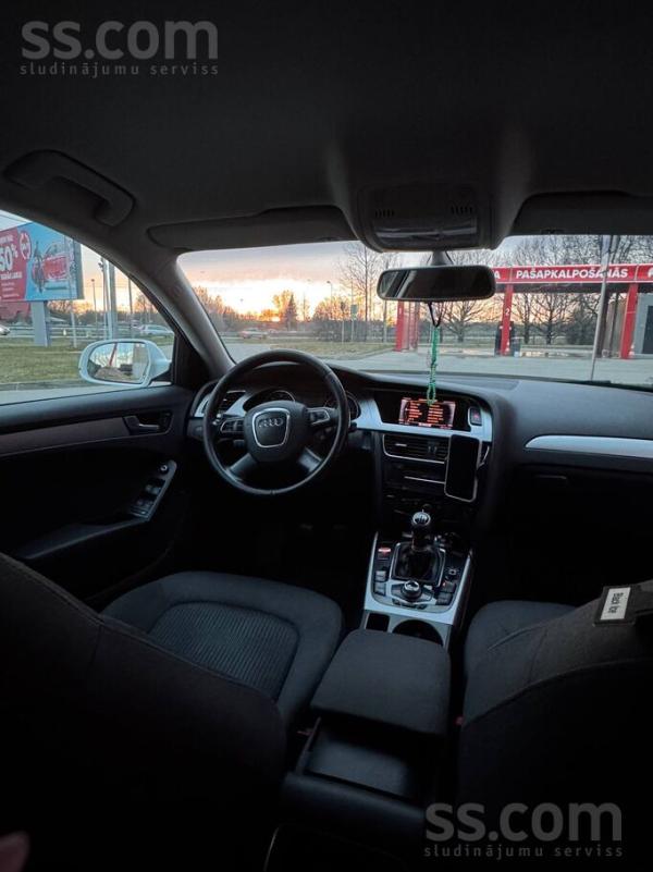 White Audi A4 2011 in Riga, with an engine capacity of 2.00 L and mileage of 271 thousand km for 6000 €, photo 7 on AUTOMOTO.COM.LV