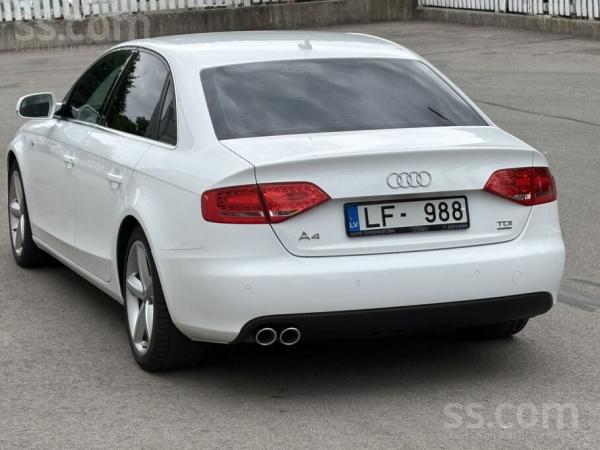 Balts Audi A4 2011 Rīga, ar dzinēja tilpumu 2.00 L un nobraukumu 0 tūkst. km par 8500 €, foto 4 vietnē AUTOMOTO.COM.LV