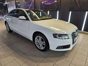White Audi A4 2011 in Vilnius, with an engine capacity of 1.98 L and mileage of 172 thousand km for 5200 €, photo 4 on AUTOMOTO.COM.LV