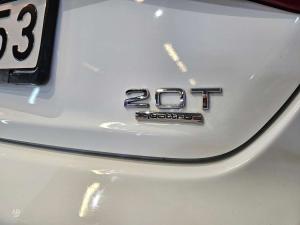 White Audi A4 2011 in Vilnius, with an engine capacity of 1.98 L and mileage of 172 thousand km for 5200 €, photo 8 on AUTOMOTO.COM.LV