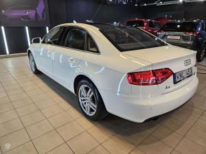 White Audi A4 2011 in Vilnius, with an engine capacity of 1.98 L and mileage of 172 thousand km for 5200 €, photo 10 on AUTOMOTO.COM.LV