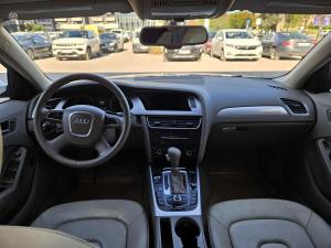 White Audi A4 2011 in Vilnius, with an engine capacity of 1.98 L and mileage of 172 thousand km for 5200 €, photo 17 on AUTOMOTO.COM.LV