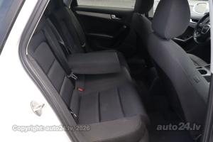 Balts Audi A4 2011 Tallina, ar dzinēja tilpumu 1.80 L un nobraukumu 204 tūkst. km par 7000 €, foto 10 vietnē AUTOMOTO.COM.LV