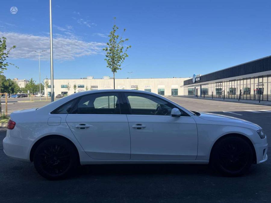 White Audi A4 2013 in Kaunas, with an engine capacity of 1.97 L and mileage of 234 thousand km for 7900 €, photo 8 on AUTOMOTO.COM.LV