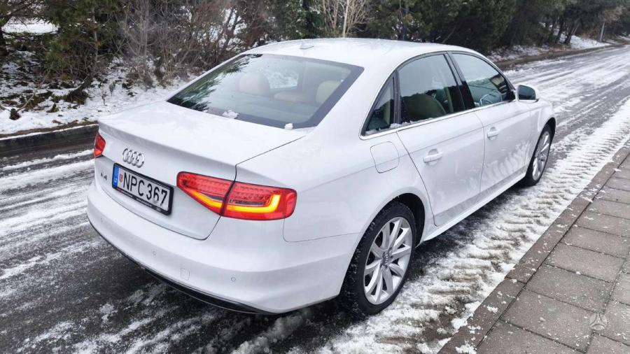White Audi A4 2014 in Vilnius, with an engine capacity of 1.98 L and mileage of 175 thousand km for 7550 €, photo 9 on AUTOMOTO.COM.LV