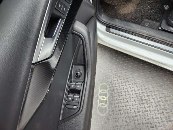 White Audi A4 2016 in Vilnius, with an engine capacity of 1.98 L and mileage of 149 thousand km for 14762 €, photo 11 on AUTOMOTO.COM.LV