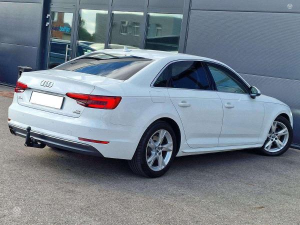 White Audi A4 2017 in Vilnius, with an engine capacity of 2.00 L and mileage of 215 thousand km for 15500 €, photo 6 on AUTOMOTO.COM.LV