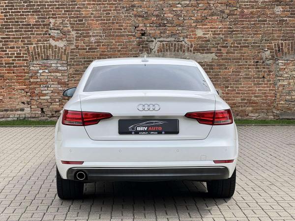 White Audi A4 2017 in Kedainiai, with an engine capacity of 1.97 L and mileage of 313 thousand km for 10950 €, photo 8 on AUTOMOTO.COM.LV