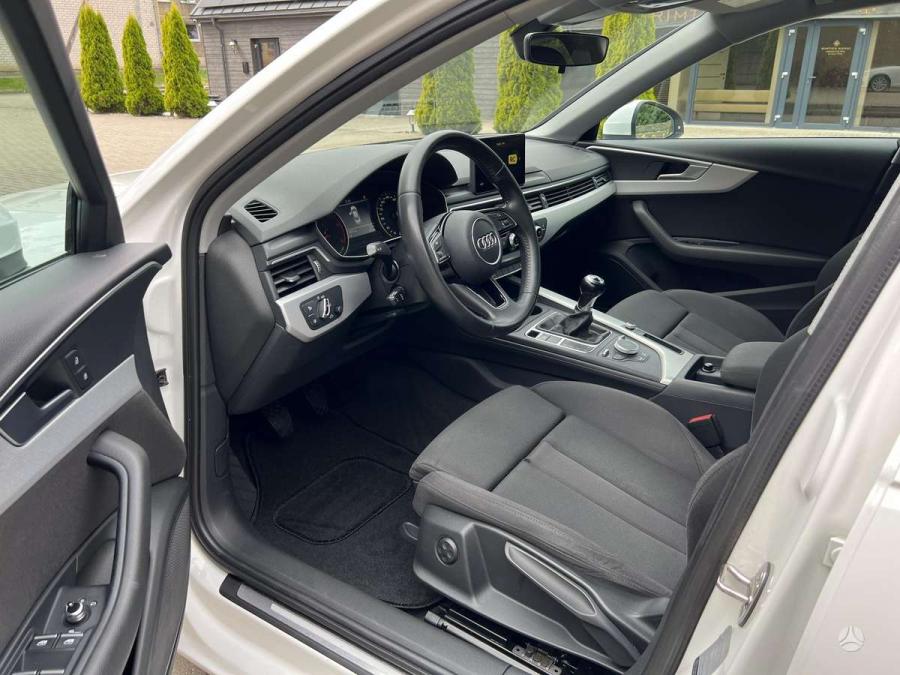 White Audi A4 2017 in Kedainiai, with an engine capacity of 1.97 L and mileage of 313 thousand km for 10950 €, photo 22 on AUTOMOTO.COM.LV