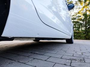 Balts Audi A4 2017 Tallina, ar dzinēja tilpumu 1.40 L un nobraukumu 226 tūkst. km par 13900 €, foto 25 vietnē AUTOMOTO.COM.LV