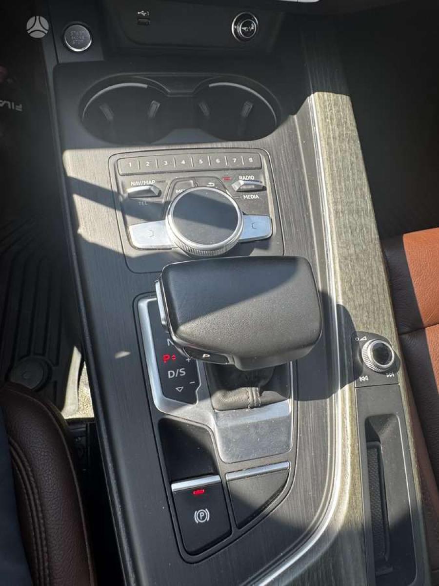 White Audi A4 2018 in Vilnius, with an engine capacity of 1.98 L and mileage of 90 thousand km for 11450 €, photo 22 on AUTOMOTO.COM.LV
