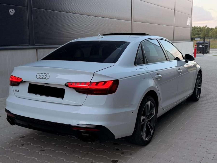 White Audi A4 2020 in Siauliai, with an engine capacity of 2.00 L and mileage of 102 thousand km for 15700 €, photo 5 on AUTOMOTO.COM.LV