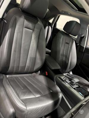White Audi A4 2021 in Klaipeda, with an engine capacity of 1.98 L and mileage of 104 thousand km for 21800 €, photo 14 on AUTOMOTO.COM.LV