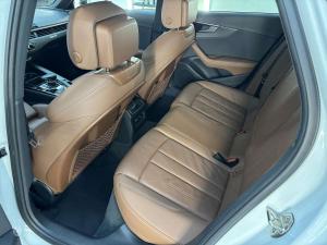 Balts Audi A4 2021 Viļņa, ar dzinēja tilpumu 1.98 L un nobraukumu 122 tūkst. km par 25850 €, foto 30 vietnē AUTOMOTO.COM.LV