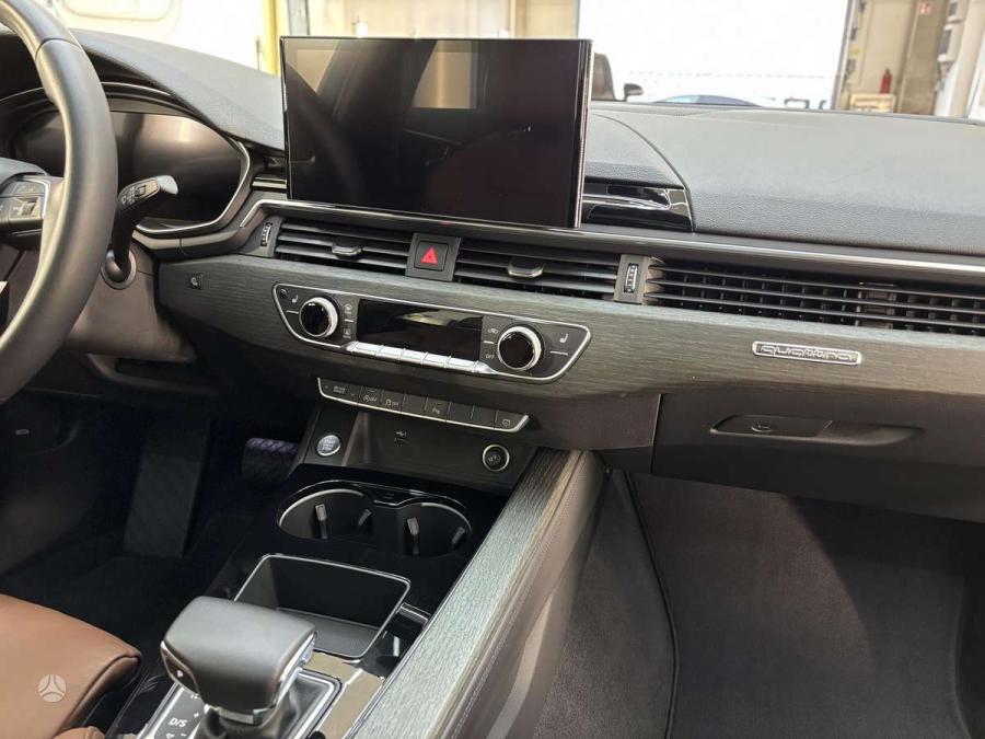 Balts Audi A4 2021 Viļņa, ar dzinēja tilpumu 1.98 L un nobraukumu 122 tūkst. km par 25850 €, foto 34 vietnē AUTOMOTO.COM.LV