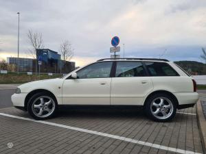 Balts Audi A4 1998 Viļņa, ar dzinēja tilpumu 2.50 L un nobraukumu 207 tūkst. km par 1500 €, foto 4 vietnē AUTOMOTO.COM.LV