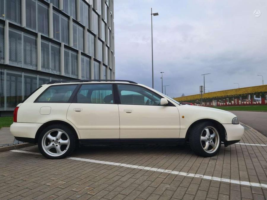 Balts Audi A4 1998 Viļņa, ar dzinēja tilpumu 2.50 L un nobraukumu 207 tūkst. km par 1500 €, foto 8 vietnē AUTOMOTO.COM.LV