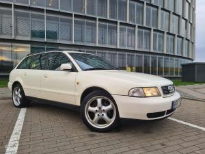 Balts Audi A4 1998 Viļņa, ar dzinēja tilpumu 2.50 L un nobraukumu 207 tūkst. km par 1500 €, foto 9 vietnē AUTOMOTO.COM.LV