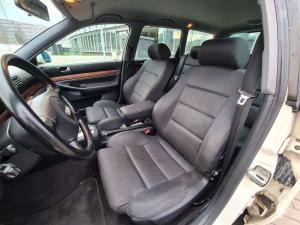 Balts Audi A4 1998 Viļņa, ar dzinēja tilpumu 2.50 L un nobraukumu 207 tūkst. km par 1500 €, foto 15 vietnē AUTOMOTO.COM.LV
