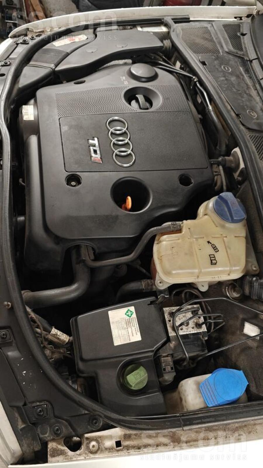 Белый Ауди А4 2001 в Салдус, объемом двигателя 1.90 л и пробегом 256 тыс. км за 1950 €, фото 5 на AUTOMOTO.COM.LV