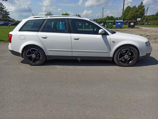 White Audi A4 2001 in Vilnius, with an engine capacity of 2.50 L and mileage of 374 thousand km for 1200 €, photo 6 on AUTOMOTO.COM.LV