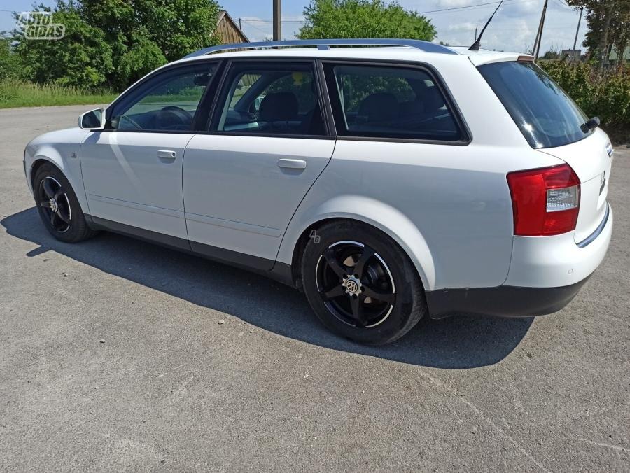 White Audi A4 2001 in Vilnius, with an engine capacity of 2.50 L and mileage of 374 thousand km for 1200 €, photo 9 on AUTOMOTO.COM.LV