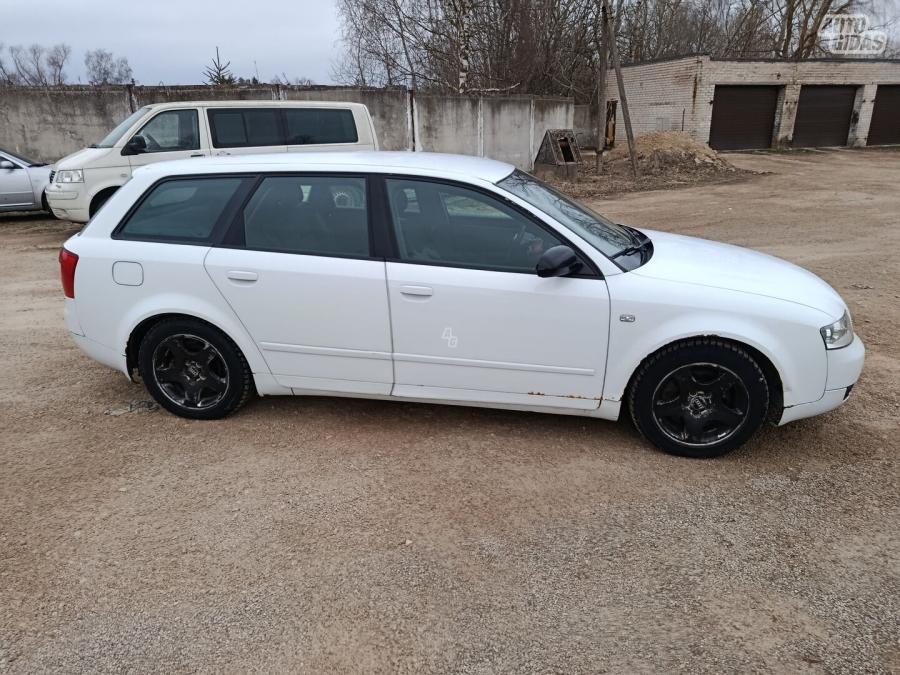 White Audi A4 2002 in Joniskis, with an engine capacity of 2.50 L and mileage of 324 thousand km for 750 €, photo 5 on AUTOMOTO.COM.LV